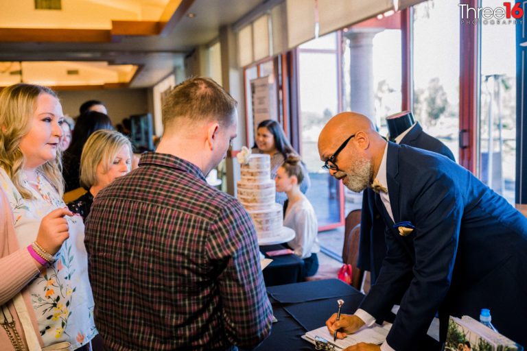 15 Quick Tips for Attending Bridal Shows